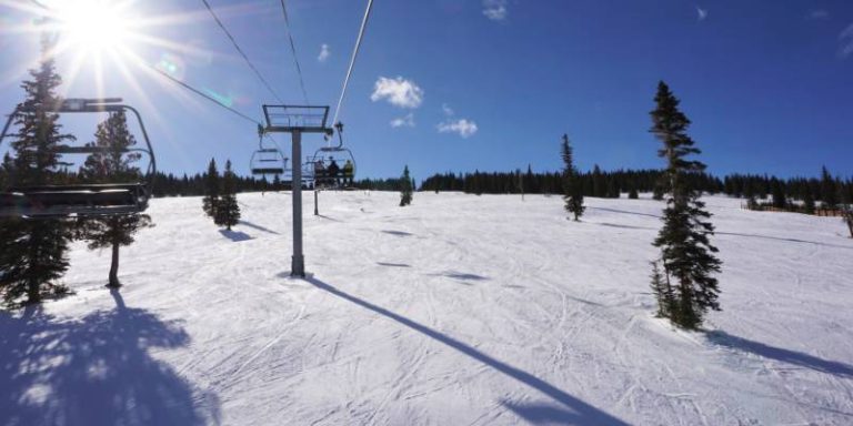 10 Largest Vertical Drop Ski Resorts in North America - Adventure Skier